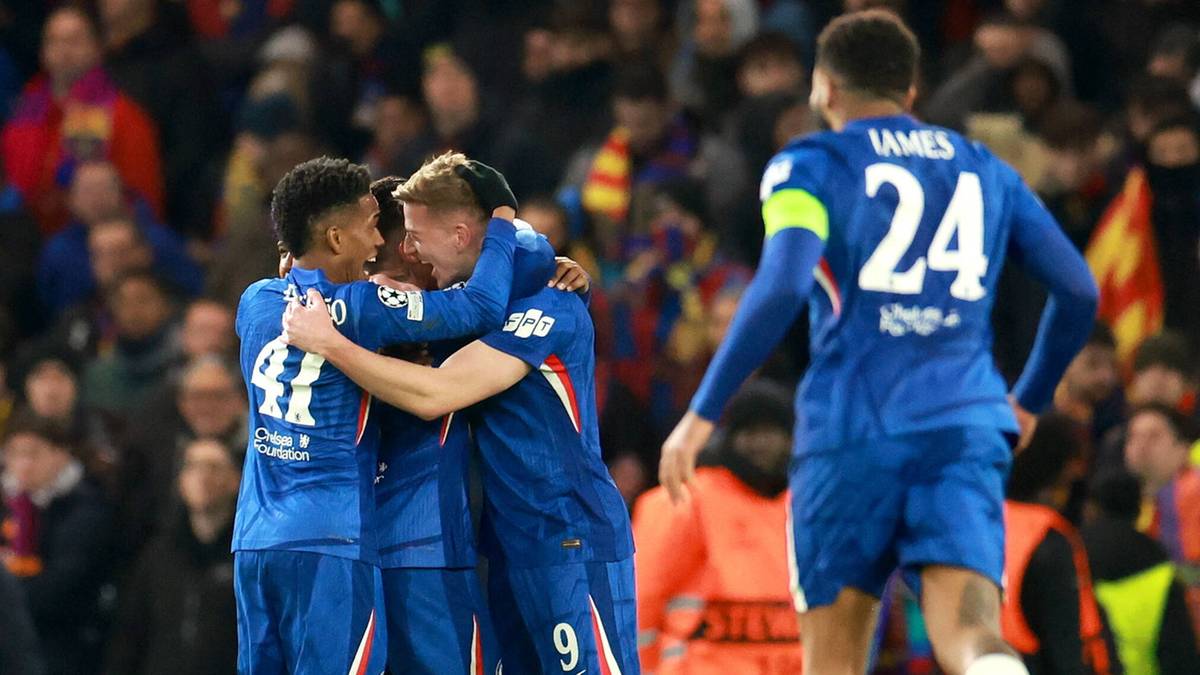 คลิปหลุดติ้วหีในป่า